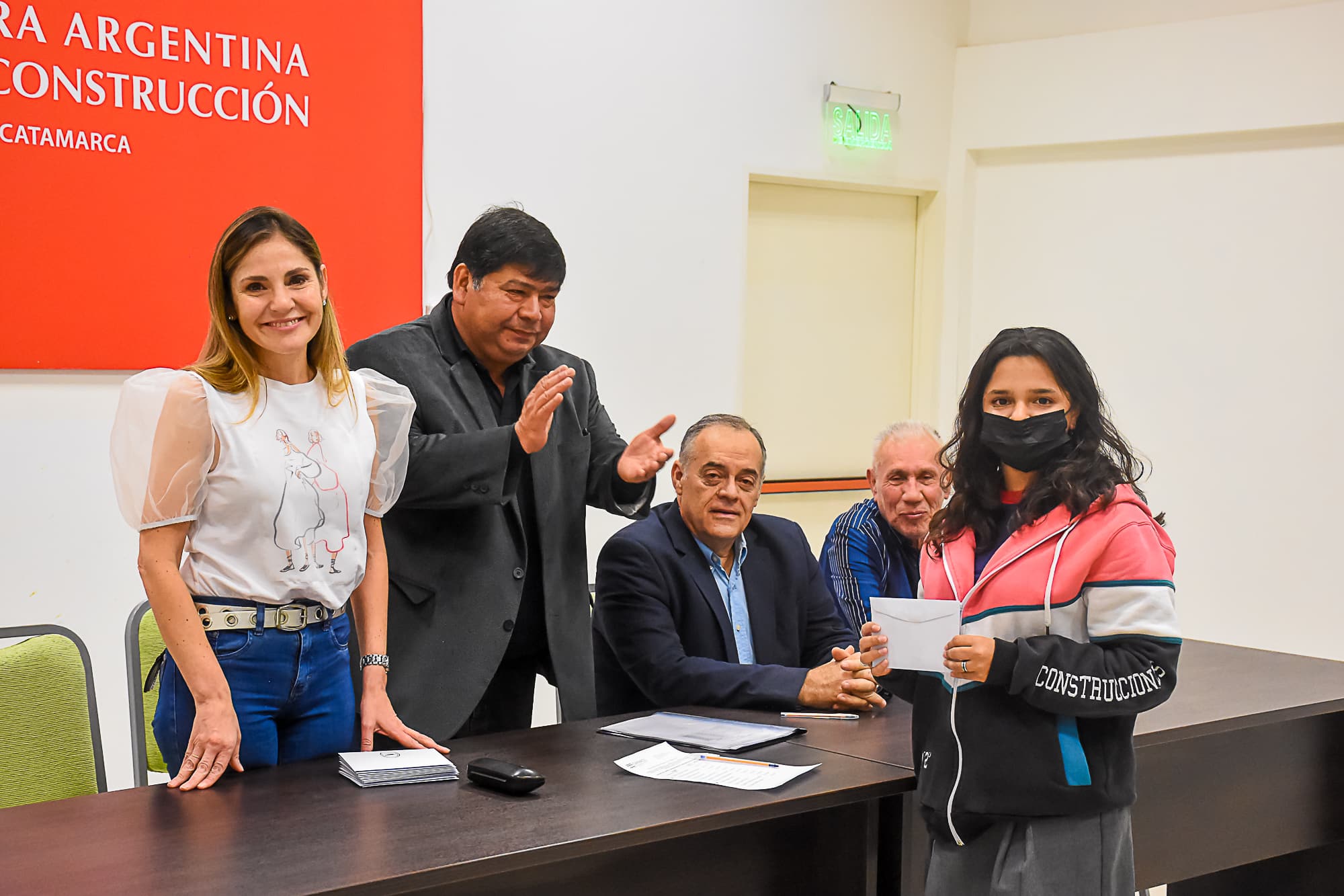 Estudiantes de la ENET recibieron becas de $10.000 - Diario Inforama ...
