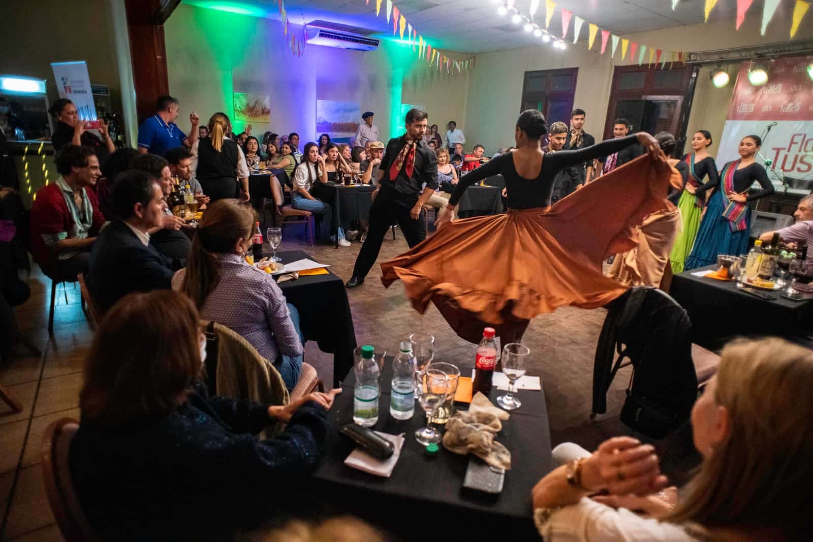 Flor de Tusca regresa con una noche de folclore, música y arte - Diario ...